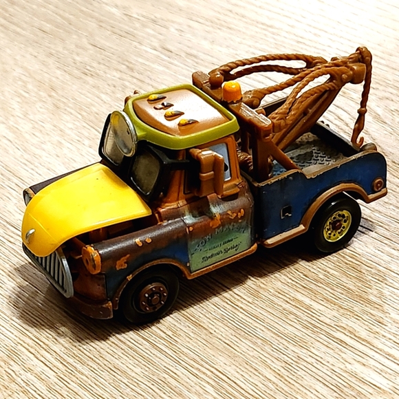Disney | Toys | Disney Pixar Cars Toon Diecast 55 Dr Abschlepp Wagen ...